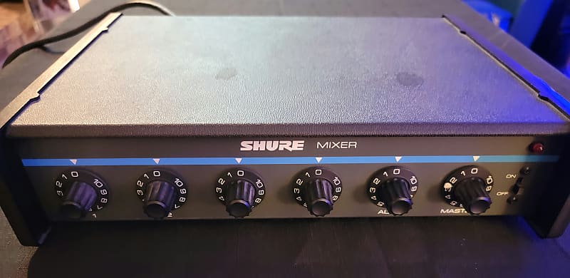 Shure M268 Microphone Mixer | Reverb