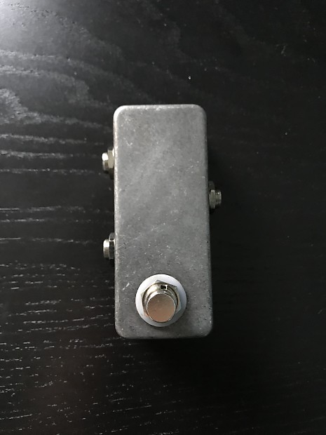 DIY AB Switch Pedal | Reverb
