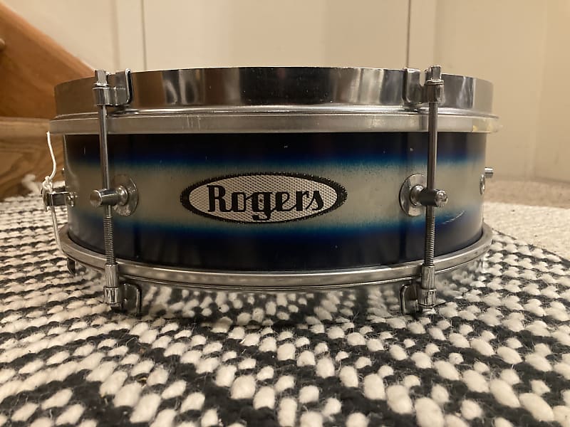 Rogers Classmate Snare with original bag - 1950s Blue Silver | Reverb