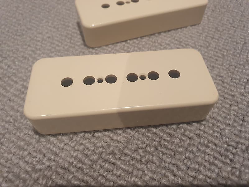 Gibson P90 pickup covers cream Cream | Reverb