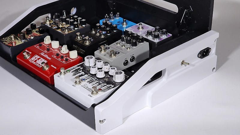 Atlas Audio T Series Custom Made 2-tiered Pedalboard Design | Reverb