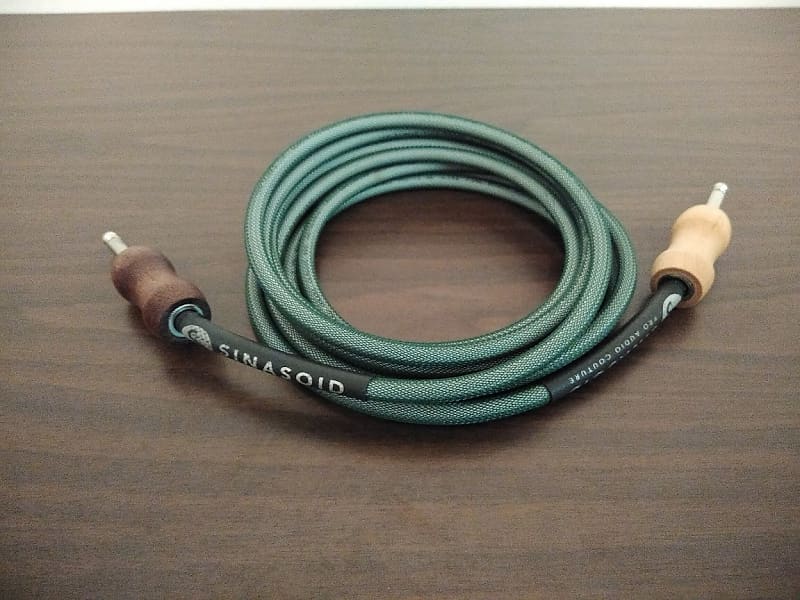 Sinasoid Guitar Cable 10 ft. Green with Real Wood | Reverb