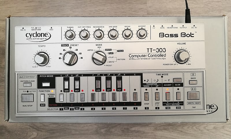 Cyclone Analogic TT-303 Bass Bot V1 TB303 Clone Synth | Reverb