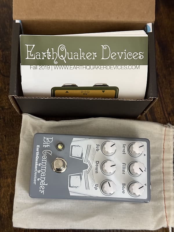 EarthQuaker Devices Bit Commander Analog Octave Synth V2 2017 | Reverb
