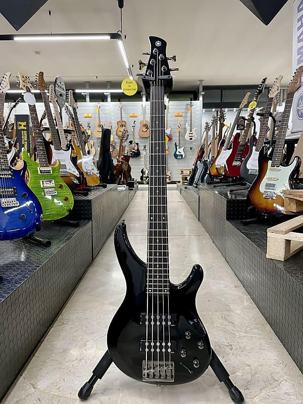 Yamaha TRBX 305 NERO | Reverb