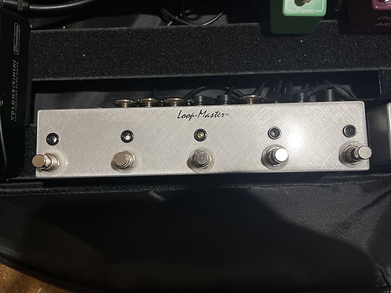Loop Master 4 Loop Switcher w/ Master Bypass 2010s - Brushed | Reverb