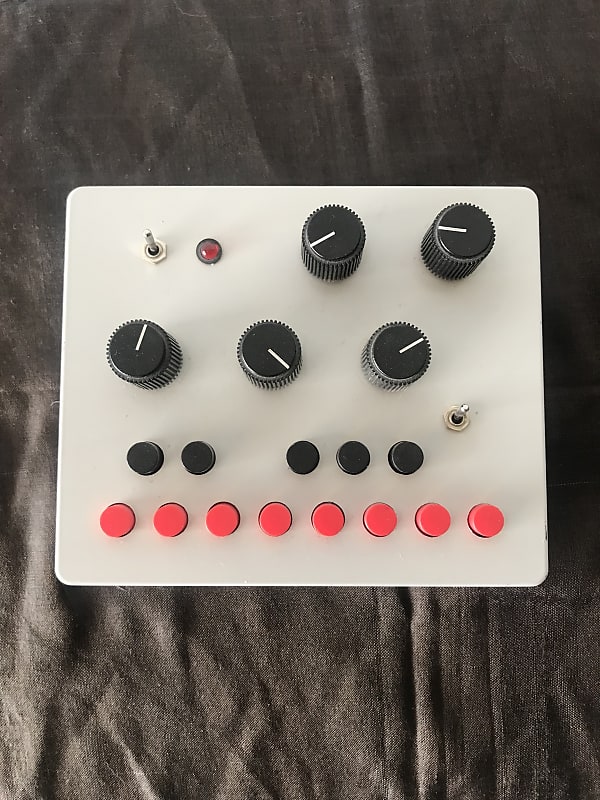 Rucci Handmade Electronic Instruments 8-bit Power Synthesizer | Reverb