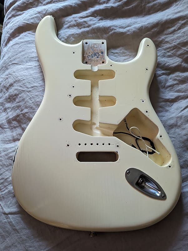 Warmoth Stratocaster body - White Over Sunburst, Light Relic | Reverb