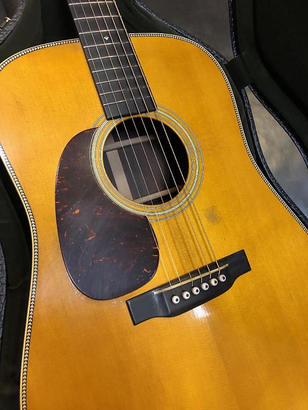 Left Handed Martin D-28 Authentic Aged 2019 - Natural | Reverb
