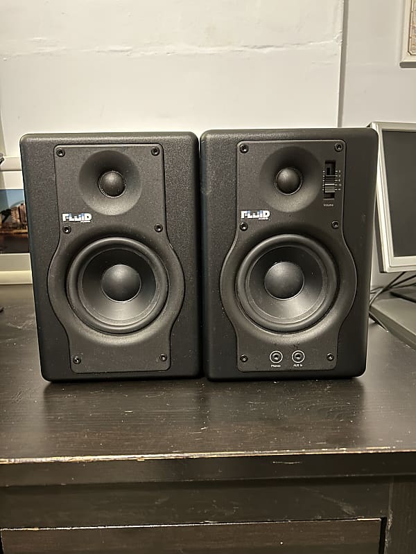 Fluid Audio F4 Active Studio Monitors | Reverb