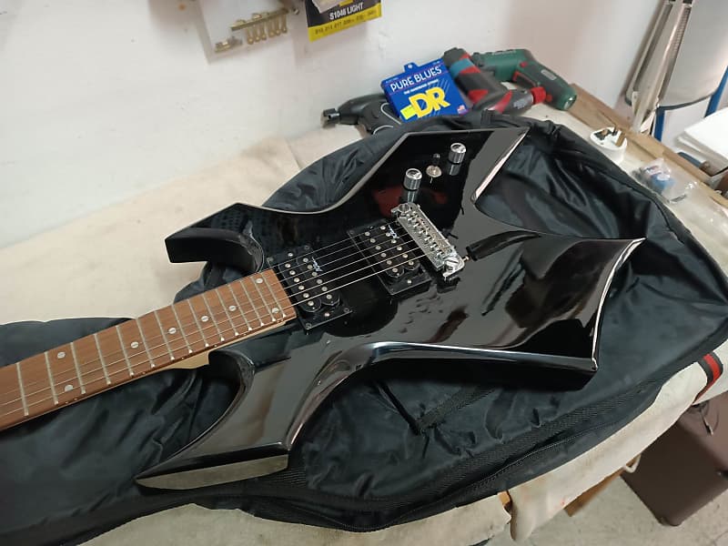B.C. Rich Warlock Bronze Series 2000s - Black Gloss | Reverb