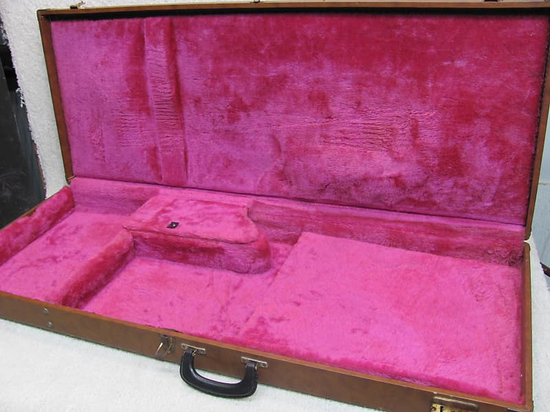 Gibson Explorer Case Brown / Pink interior | Reverb