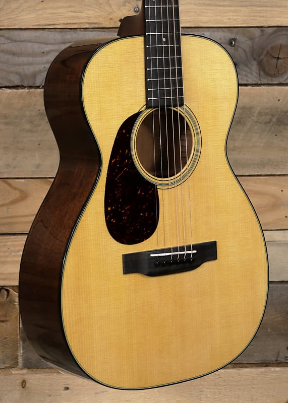 Martin 0-18 Left-Handed Acoustic Guitar w/ Case | Reverb