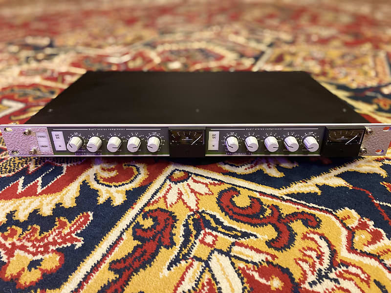 Smart Research C2 Bus Compressor | Reverb