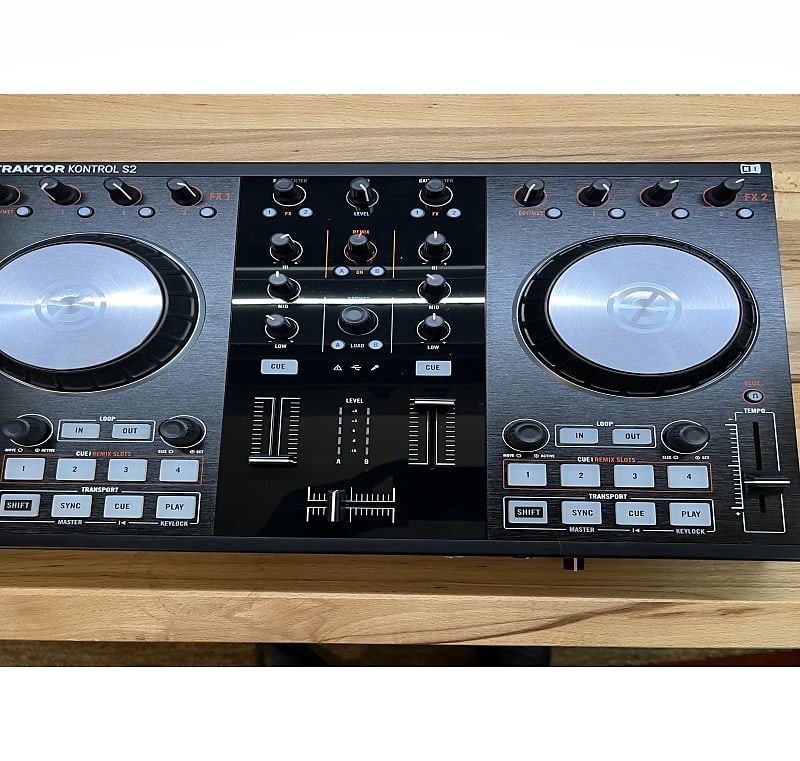 Native Instruments Traktor S2 MK2 Black | Reverb