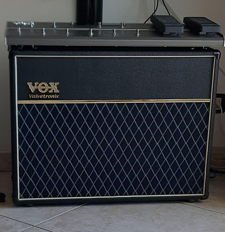 Vox Valvetronix AD120VTX 2x60-Watt 2x12" Stereo | Reverb Deutschland