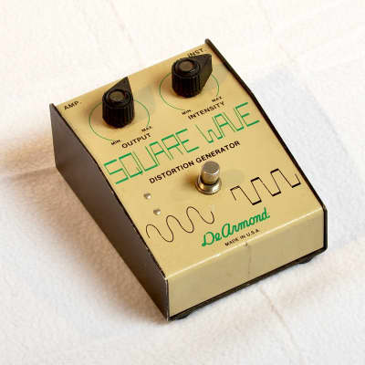 DeArmond Square Wave Distortion Generator 1980 - Beige / | Reverb
