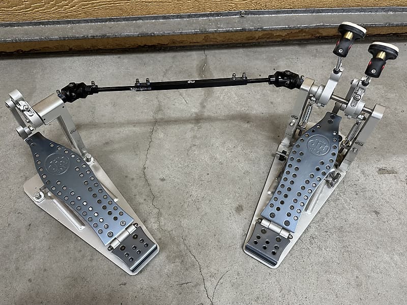 DW MDD Double Pedal | Reverb
