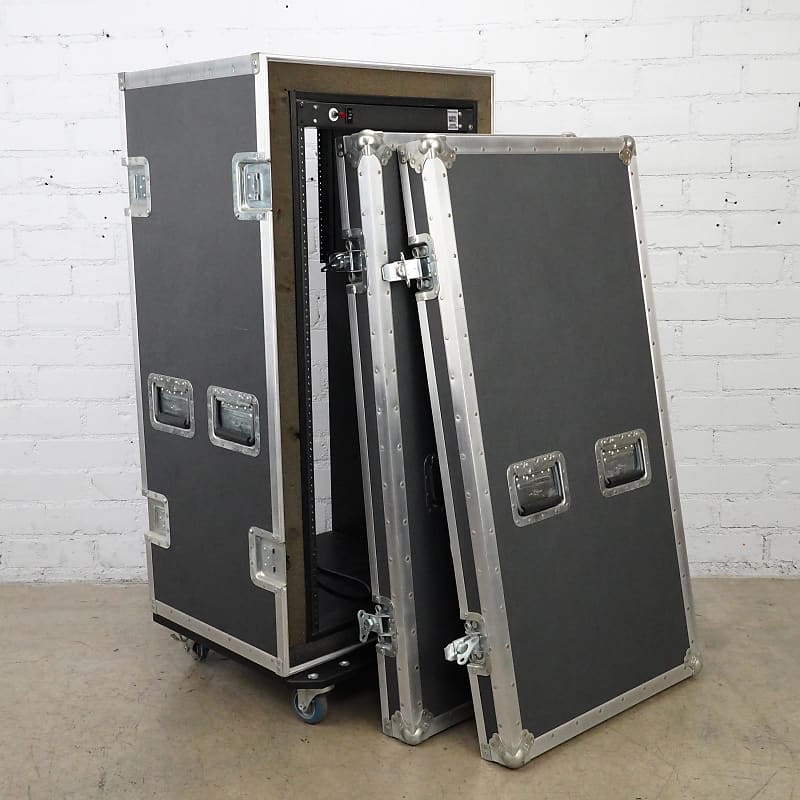 Anvil 32U 32-Space Grey ATA Travel Tour Rack Case w/ 6-Outlet | Reverb