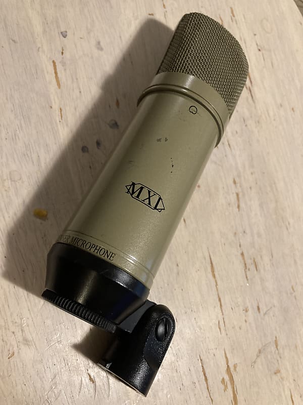 MXL 1006 Studio Condenser Microphone | Reverb
