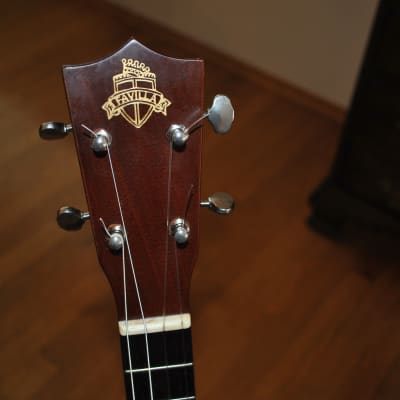 Favilla baritone ukulele b2 | Reverb