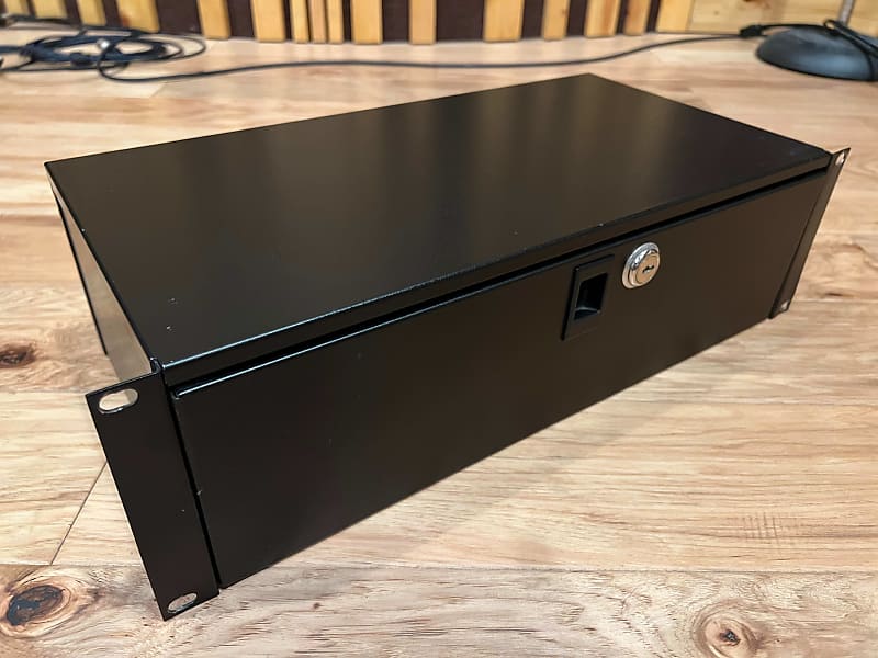 Middle Atlantic LBX-3 2021 - Black | Reverb