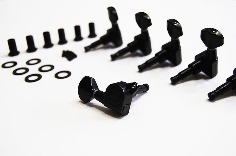 6 in line Black machine heads | Reverb