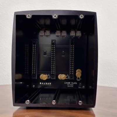 DIYRE PR502 is a 2-channel, high-current, 500-series chassis | Reverb