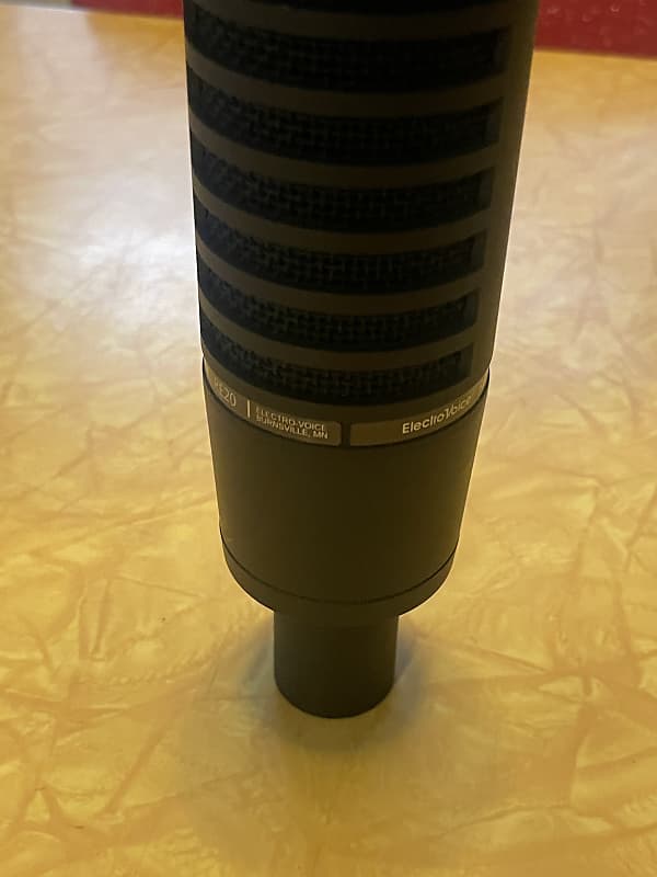 Black Electro-Voice RE20 Cardioid Dynamic Microphone | Reverb