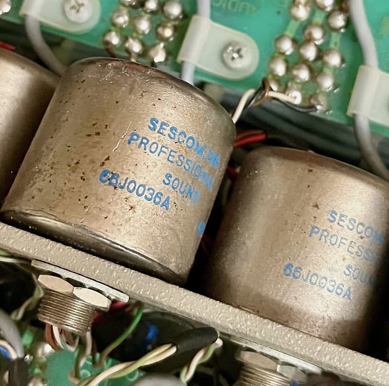 Sescom Pro Microphone Transformer - Mic Splitter | Reverb