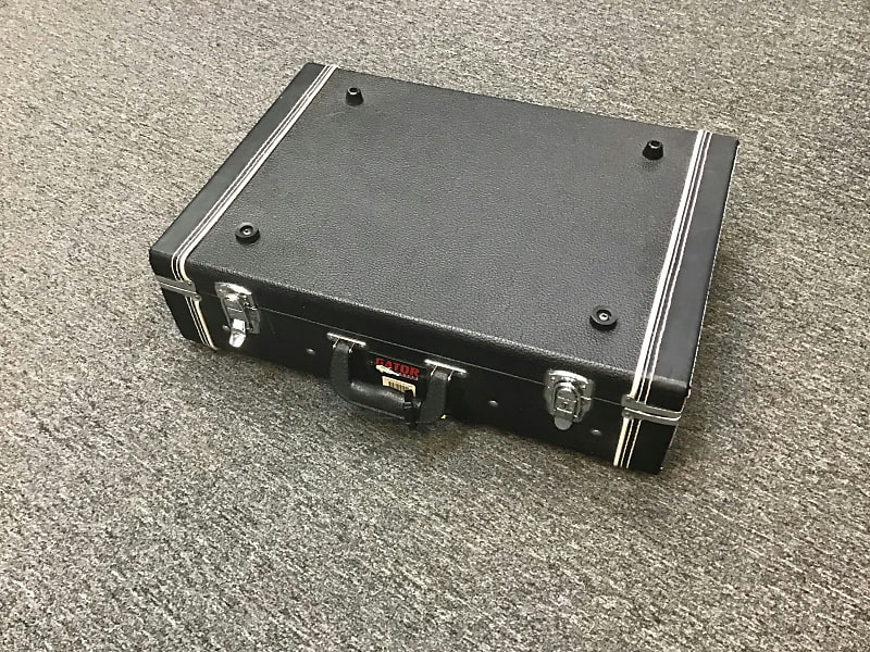 Gator Gig Box JR Powered Pedal Board and Guitar Stand | Reverb