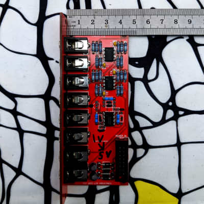 LZX Industries Cadet V Scaler // quad signal scaler bridge | Reverb UK