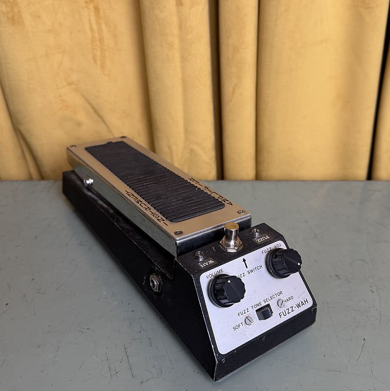 Companion Fuzz Wah w mods 1970s | Reverb Deutschland