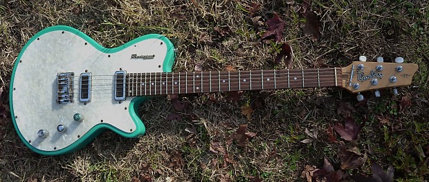 Godin Radiator 1990s Sea Foam Green Chambered Pearl Front | Reverb