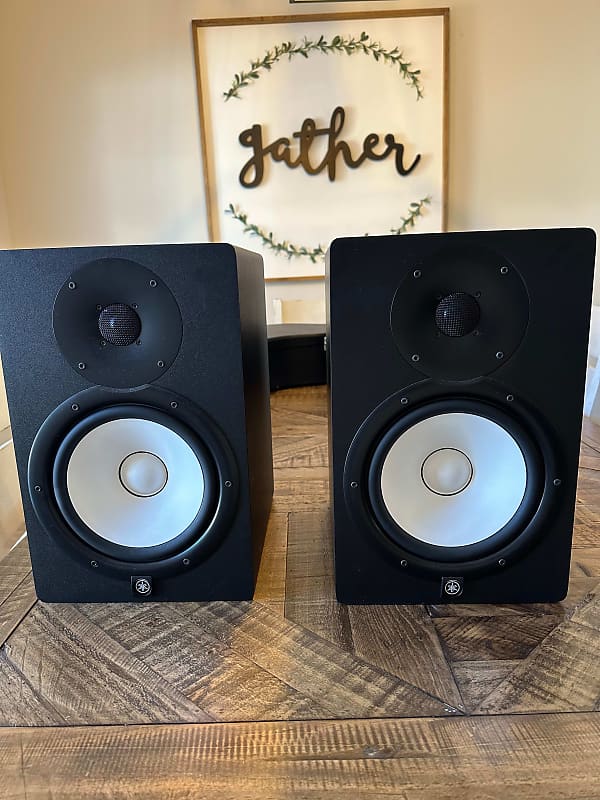 Yamaha HS8 Powered Studio Monitor (Pair + HS8S Subwoofer) - | Reverb