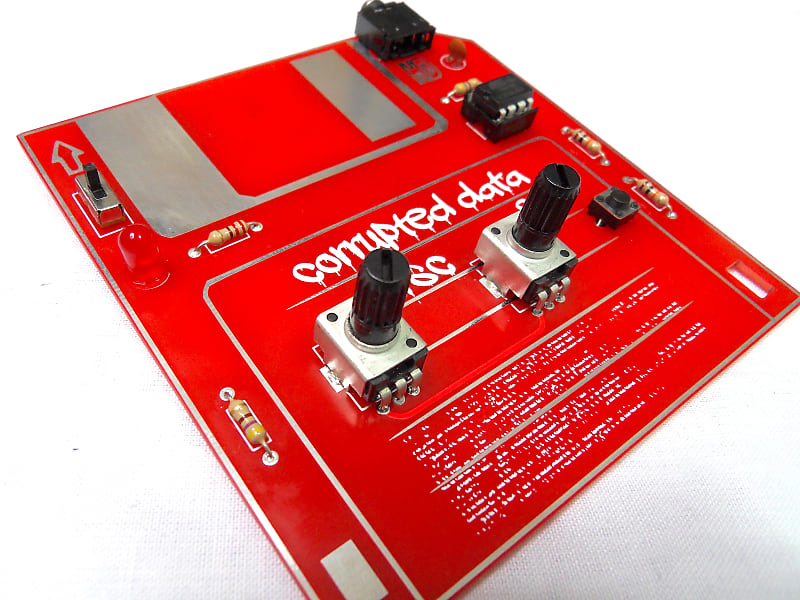 RC Circuit Bent 'Corrupted Data 2' Phase Distortion Synth | Reverb UK