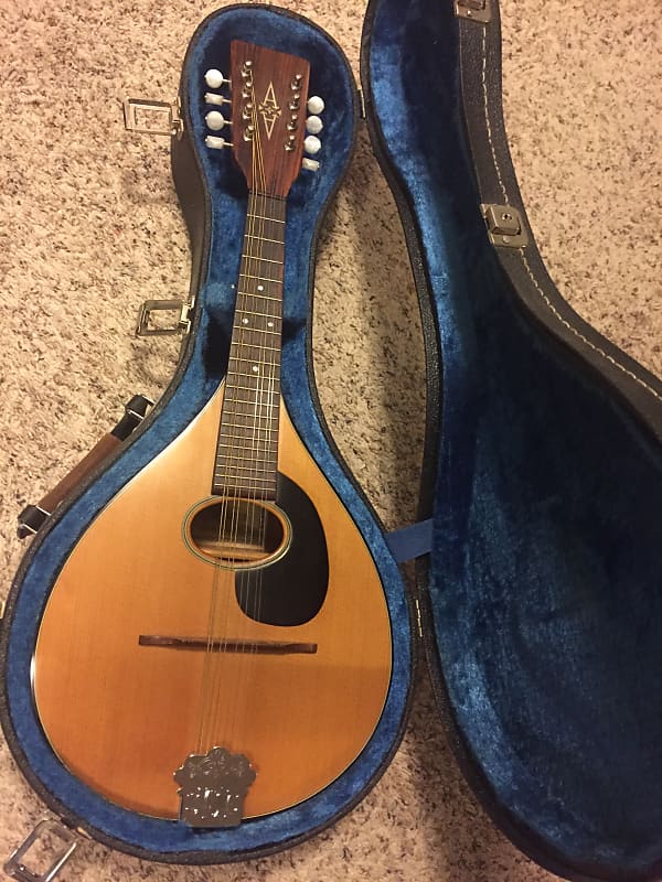 Alvarez A 400 Hatfield Teardrop Mandolin w/Case | Reverb