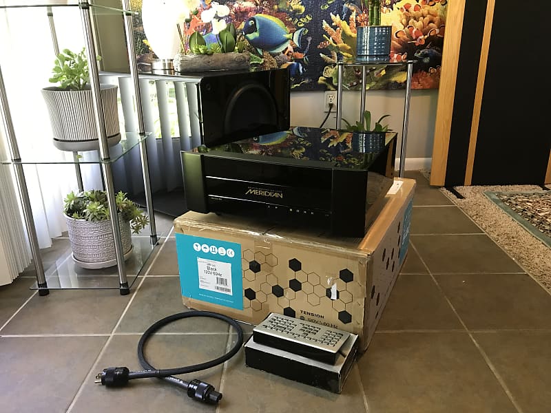 Meridian 800V4 DVD-AUDIO/DVD/CD Player & New Remote Control | Reverb