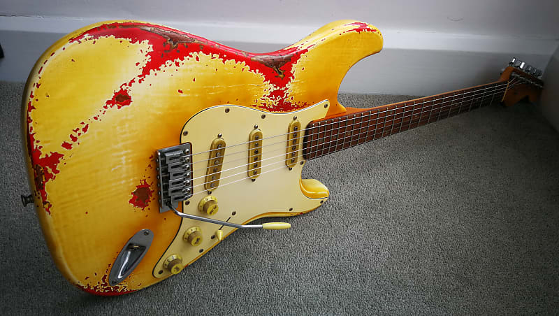 Vtt Relics Stratocaster 50's Vintage White Over Fiesta Red | Reverb UK