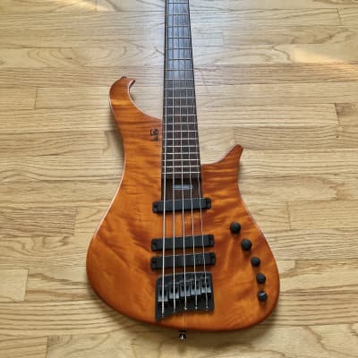 Le Fay Singer | Reverb