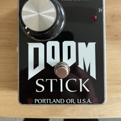 Berry Pedals Doom Fuzz (DAM MEATHEAD CLONE) 2021 Pink | Reverb