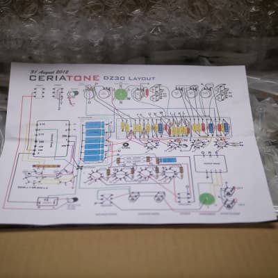 Ceriatone Stray Cat 30 2000's black/british grn | Reverb