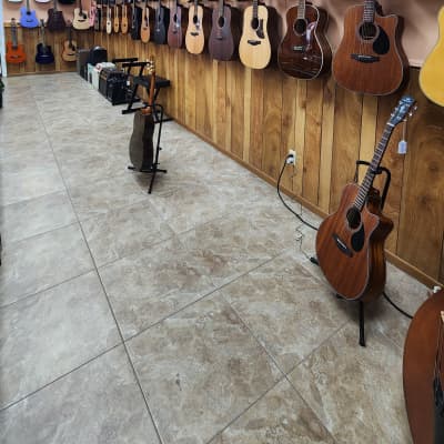 Douglas Pringle Concert Guitar 1996 | Reverb