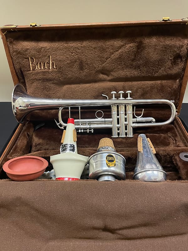 Bach 43 Model 43 SN#225113 Stradivarius 1985 silver Trumpet | Reverb