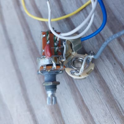 Ibanez 5 way switch wiring 1v/1T upgraded Switchcraft Locking | Reverb