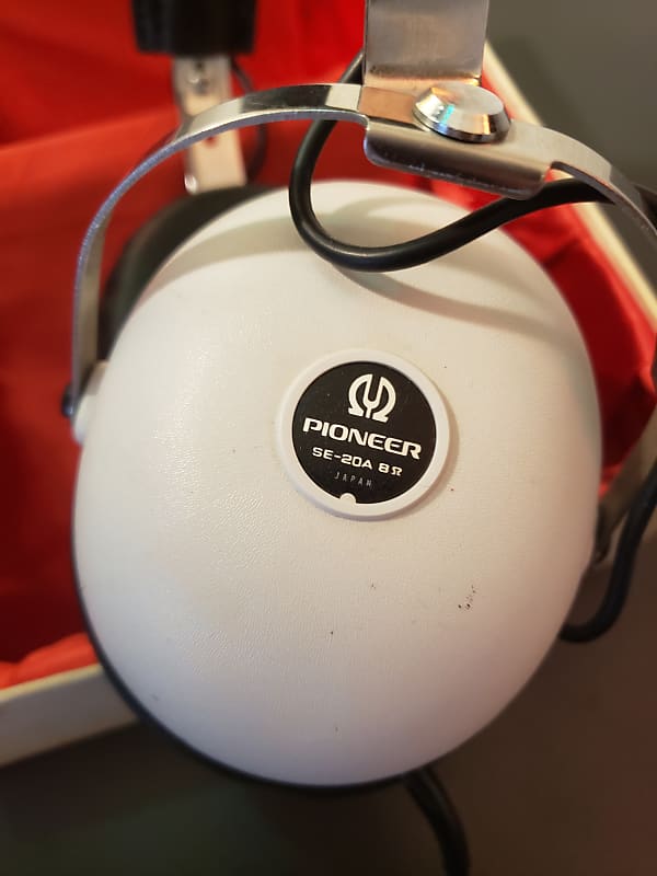 Pioneer SE-20a Headphones | Reverb