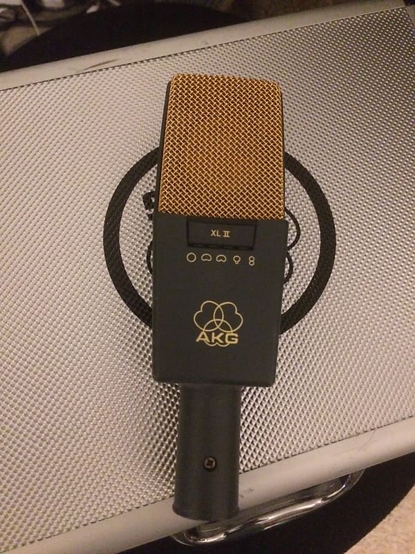 AKG C414B-XLII Condenser Microphone | Reverb