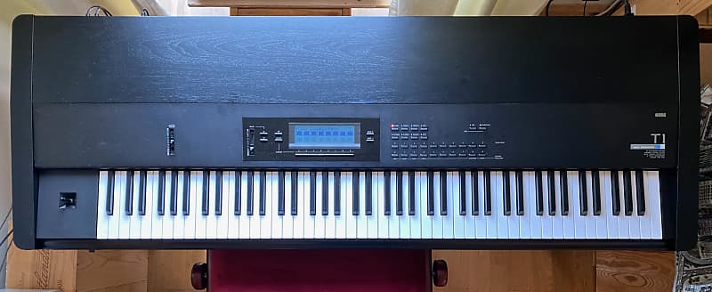KORG T1 SYNTH/WORKSTATION | Reverb