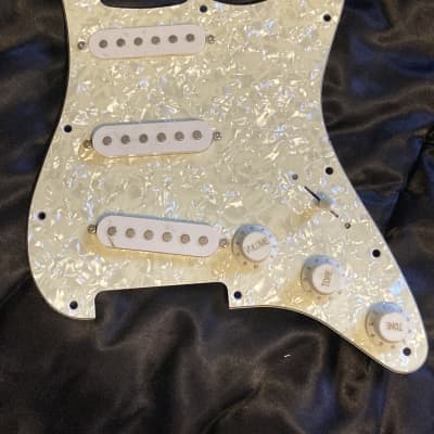 Squier Fully Loaded Squier Pickup Set (sss) | Reverb