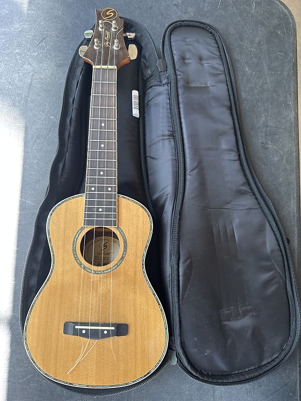 Samick UK-70 Greg Bennett Ukulele Concert Uke Gloss Natural | Reverb